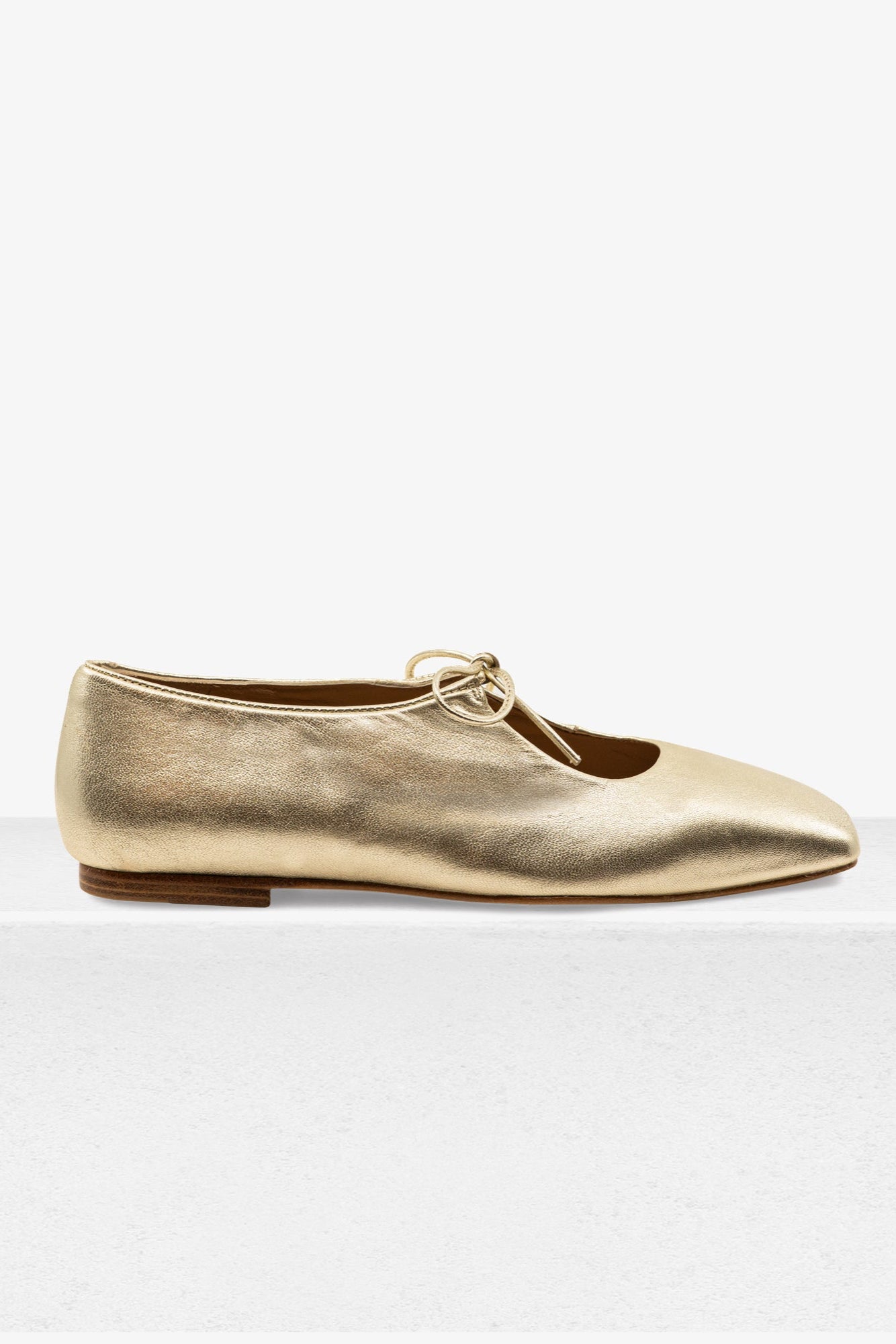 Amelia Gold Leather – Couper